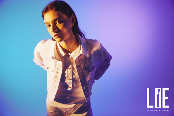 라이(LIE), 서울패션위크 24SS 컬렉션 ‘개와 늑대의 시간’